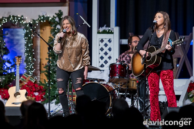 Sweet Tea Trio at Washington State Fair | Puyallup, WA | The Concert ...