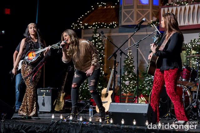 Sweet Tea Trio at Washington State Fair | Puyallup, WA | The Concert ...